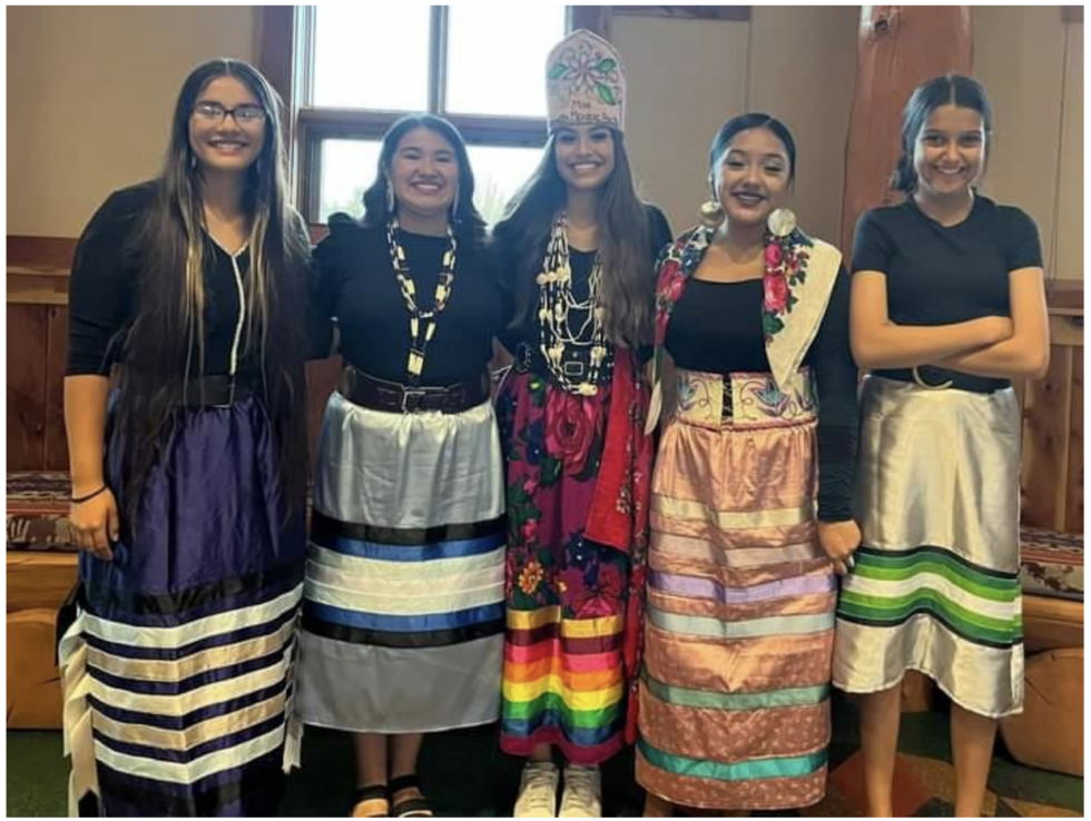 Klamath Tribes Restoration Queens Contestants Gather Monday Night ...